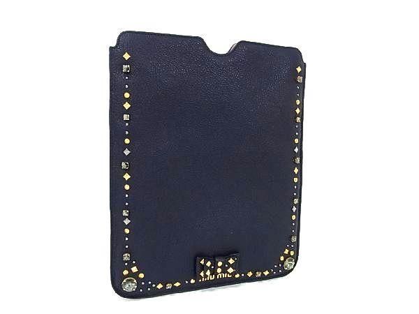 ■新品■未使用■ miumiu ミュウミュウ レザー スタッズ タブレットケース iPadケース レディース ネイビー系 BH0085