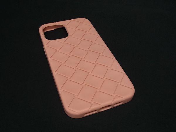 ■美品■ BOTTEGA VENETA ボッテガヴェネタ イントレチャート ラバー Phone 12 Pro Max対応 アイフォンケース ピンク系 BJ5723