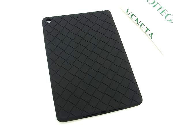 ■極美品■ BOTTEGA VENETA ボッテガヴェネタ イントレチャート ラバー タブレットケース iPadケース ブラック系 BM1955