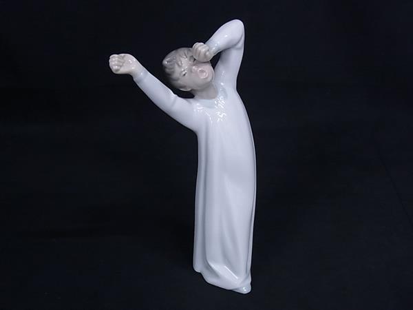 ■極美品■ LLADRO リヤドロ 目覚めた少年 オブジェ 置物 インテリア ホワイト系 BT0172