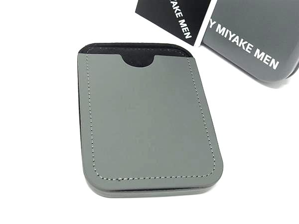 ■新品同様■ ISSEY MIYAKE イッセイミヤケ BONBON レザー カードホルダー カートケース カード入れ グレー系 FM3123