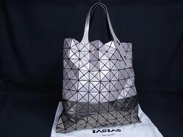 ■美品■ BAO BAO ISSEY MIYAKE バオバオイッセイミヤケ プリズム プラチナム PVC ハンドバッグ トート  シルバー系 FN8602