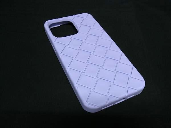 ■新品■未使用■BOTTEGA VENETA ボッテガヴェネタ イントレチャート ラバー iPhone14ProMax対応 アイフォンケース パープル系 FP4695