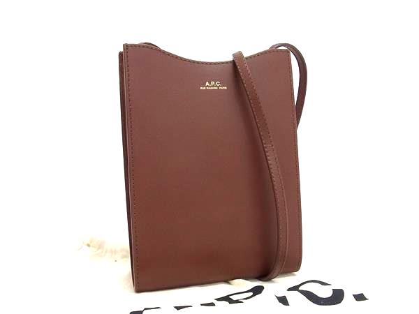 ■美品■ APC アーペーセー JAMIE ネックポーチ レザー クロスボディ ショルダーバッグ 斜め掛け 肩掛け ブラウン系 FP5840