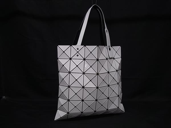 ■新品■未使用■ BAO BAO ISSEY MIYAKE バオバオイッセイミヤケ ルーセント ハンドバッグ トートバッグ ホワイト系 FR4972