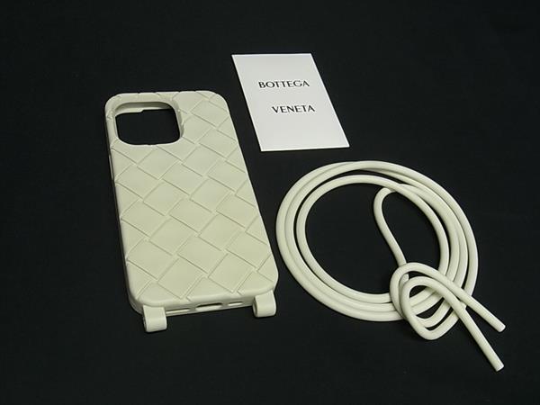 BOTTEGA VENETA ボッテガヴェネタ イントレチャート ラバー  iPhone13Pro対応 アイフォンケース スマホケース クリーム系 FV3730