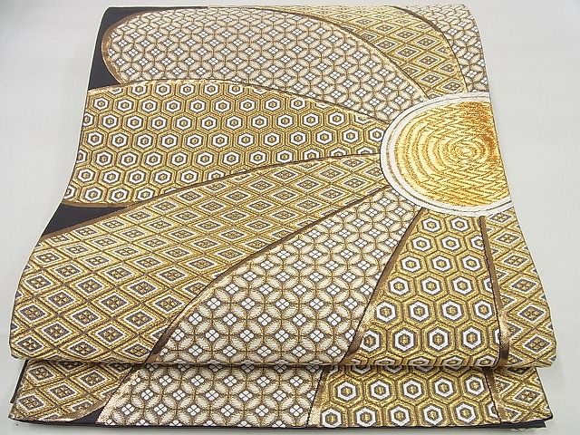 平和屋本店■極上　西陣　河合美術織物謹製　六通柄袋帯　唐織　吉祥舞花文　金糸　黒地　逸品4s516