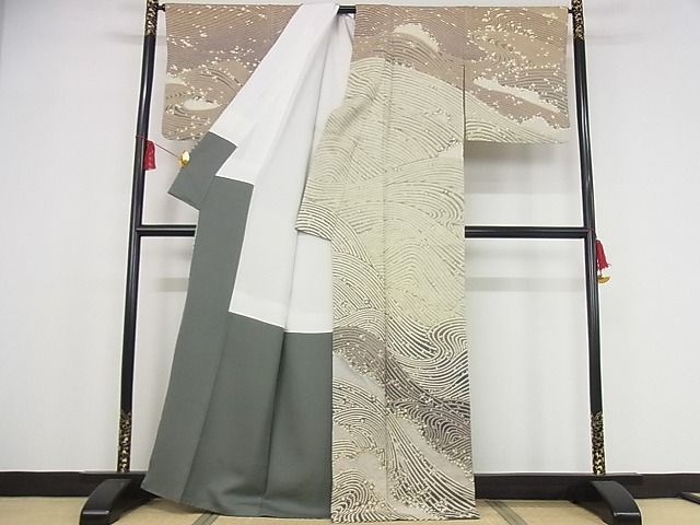 平和屋本店□極上 十日町 名門 滝泰謹製 訪問着 襲絞り 相良刺