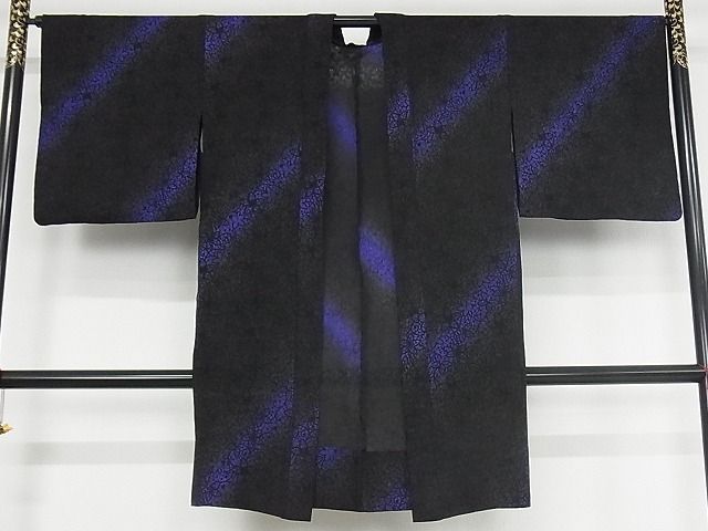 平和屋本店■極上　長羽織　スリーシーズン　春夏秋　塵除け　花唐草文　暈し染め　黒地　正絹　逸品　KAAA0719kk4