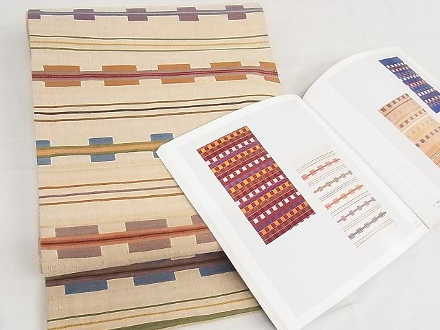 平和屋本店■超希少 人間国宝 重要無形文化財保持者 佐々木苑子 太鼓柄袋帯 紬地 銀杏染 横段文 正絹 逸品 KAAA10510kk4