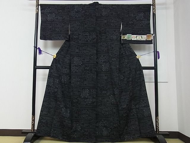 平和屋本店■極上　本場結城紬　重要無形文化財　風景花文　100亀甲　証紙付き　逸品　CZAA0415s4