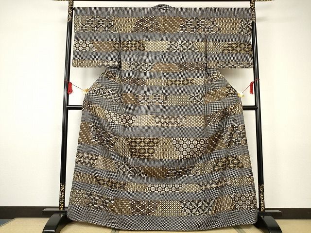 平和屋本店■極上　総刺繍　訪問着　割付き吉祥文　正絹　逸品　KAAA1658kk4