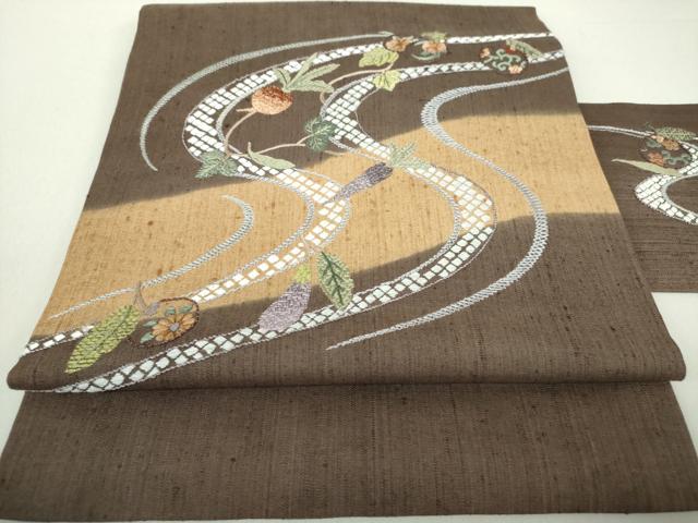 平和屋着物●九寸名古屋帯　紬地　総刺繍　成り物　ほていや扱い　正絹　逸品　DAAQ3019ps