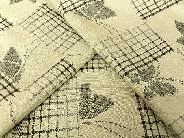 平和屋着物●上質な紬　舞蝶市松　正絹　逸品　AAAU4290np