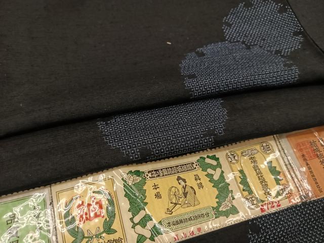 平和屋着物●結城紬　100亀甲　飛び亀甲　雪輪丸文　証紙付き　正絹　逸品　BAAT0964yc