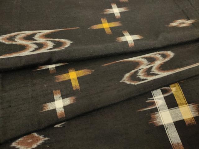 平和屋着物▽上質な紬　単衣　琉球絣文様　正絹　逸品　DAAT9143az