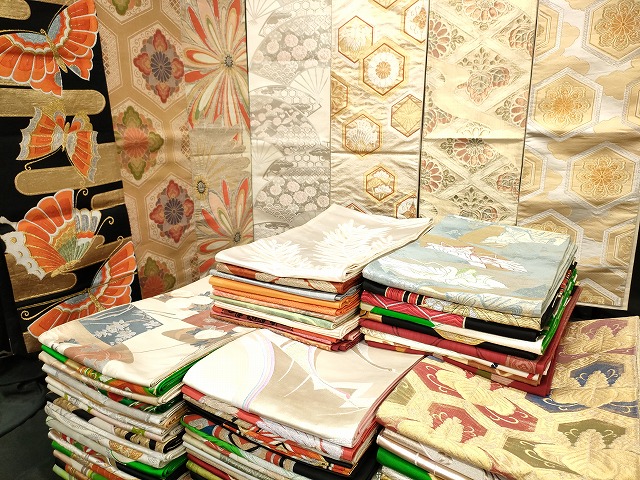 平和屋着物■袋帯 西陣 まとめて100点 鶴 人物 蝶 花柄 宝相華 佐賀錦 金銀糸 など 着用可能多数 未使用品あり 全て正絹 se3430