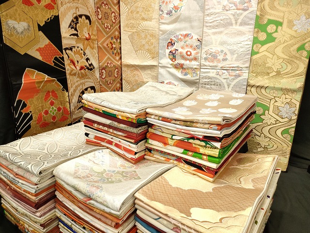 平和屋本店■袋帯 西陣 まとめて100点 鶴 鴛鴦 孔雀羽 向い蝶 風景 更紗 花柄 七宝 宝相華 竜田川文様 佐賀錦 未使用品有 全て正絹 se3538