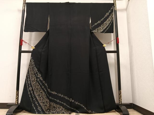 平和屋着物●訪問着　手描き　草花文　黒地　銀彩　正絹　逸品　AAAZ4884ph