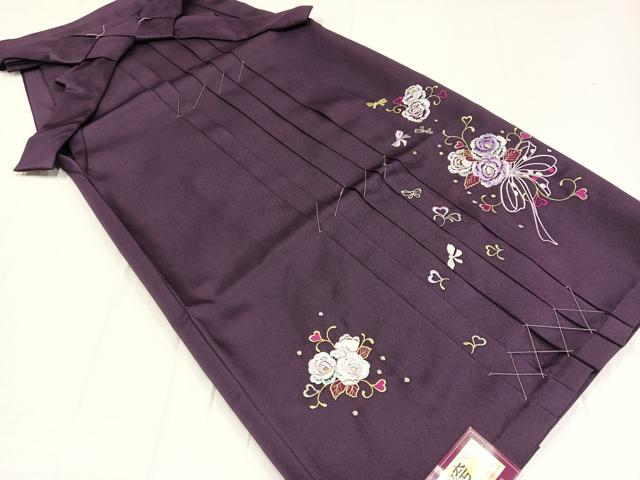 平和屋着物●行灯袴　刺繍　舞花文　金糸　洗える着物　未使用　AABB3602ph