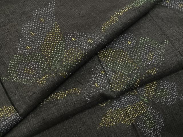 平和屋着物●本場結城紬　重要無形文化財　芝舞蝶文　阪急百貨店扱い　正絹　逸品　未使用　AABC6855ph