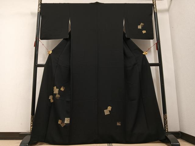 平和屋着物●訪問着　駒刺繍　竹屋町刺繍　源氏香　黒地　金彩　正絹　逸品　AABB6243ph