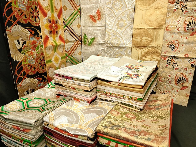 平和屋本店■袋帯 西陣 まとめて100点 鳳凰 向かい鶴 蝶 更紗 花柄 七宝 宝相華 佐賀錦 金銀糸 など 未使用品あり 全て正絹 se3704