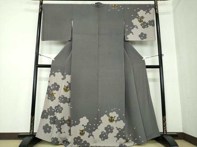 平和屋着物●訪問着　舞桜シルエット　兎　鬼しぼ縮緬　金彩　正絹　逸品　DAAY1106ps