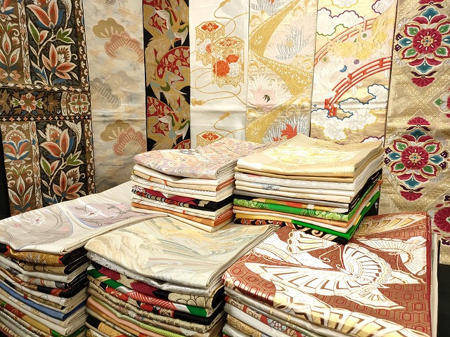 平和屋本店■袋帯 西陣 まとめて100点 鳳凰 鶴 孔雀 蝶 更紗 花柄 宝相華 佐賀錦 金銀糸 など 着用可能多数 未使用品あり 全て正絹 se3709