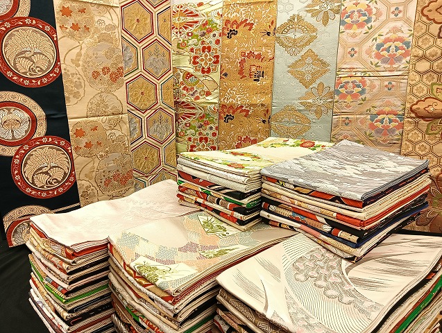 平和屋着物■袋帯 西陣 まとめて100点 鶴 向かい孔雀 向かい蝶 更紗 花柄 宝相華 正倉院 佐賀錦 金銀糸 など 未使用品あり 全て正絹 mmm019