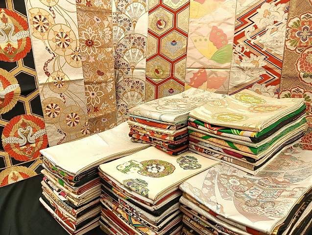 平和屋着物■袋帯 西陣 まとめて100点 鳳凰 向かい鶴 白鷺 蝶 更紗 花柄 宝相華 佐賀錦 金銀糸 など 未使用品あり 全て正絹 mmm021
