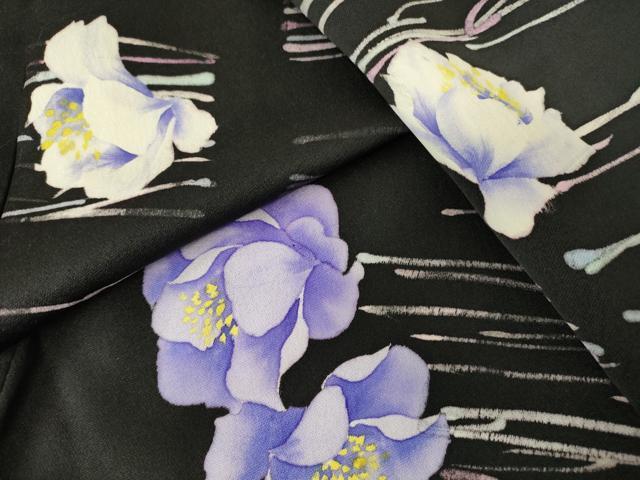 平和屋着物●上質な小紋　ろうけつ染め　舞花文　黒地　正絹　逸品　DAAY9380az