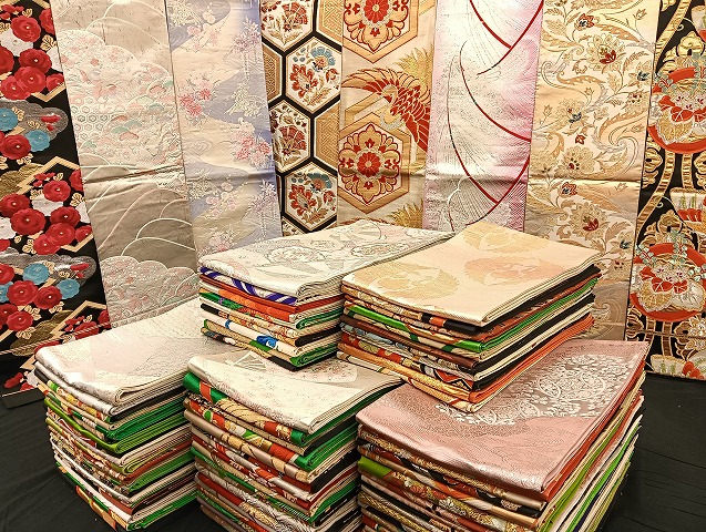 平和屋着物■袋帯 西陣 まとめて100点 向かい鳳凰 向かい鶴 鴛鴦 孔雀 兎 蝶 更紗 花柄 七宝 佐賀錦 金銀糸 未使用品あり 全て正絹 mmm074