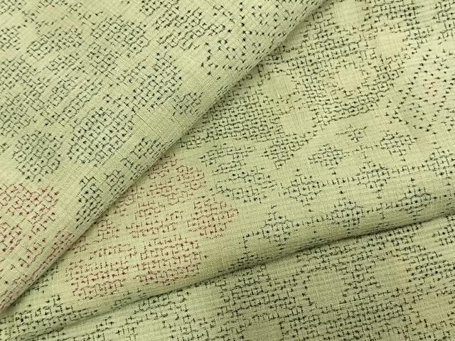 平和屋着物●本場結城紬　重要無形文化財　100亀甲　切嵌花文　正絹　逸品　AABD8562fy