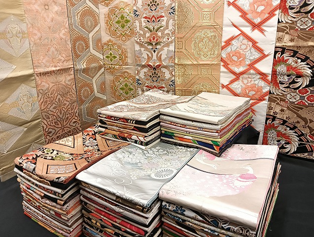 平和屋着物■袋帯 西陣 まとめて100点 鳳凰 向い鶴 孔雀 人物 向い蝶 風景 更紗 七宝 正倉院 佐賀錦 金銀糸 未使用品あり 全て正絹 mmm967