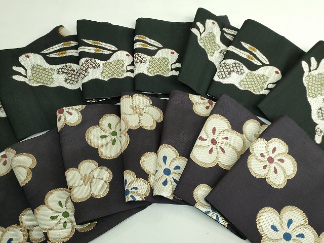 平和屋本店●極上　西陣　勝山織物謹製　両面　半幅帯　兎　うさぎ　舞花文　黒地　反端付き　逸品　DZAA3660kh6