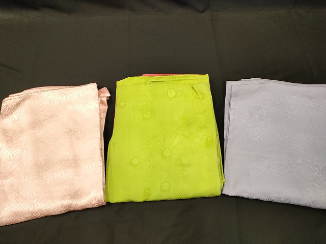 平和屋本店■色無地 まとめて 3点 孔雀羽 紗綾形 地紋 など 着用可能多数 全て正絹 ppp3290