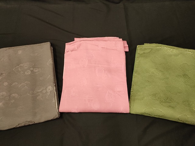 平和屋本店■色無地 まとめて 3点 花柄 さざ波 仕覆 地紋 など 着用可能多数 全て正絹 ppp3301