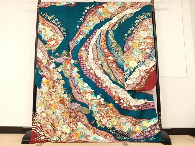 平和屋着物●豪華振袖　駒刺繍　貝桶草花文　金彩　正絹　逸品　AAAQ0695np