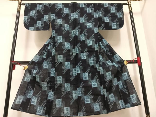 平和屋着物▽久留米絣　単衣　紬　舞花文　綿　正絹　逸品　BAAN8625pm 平和屋着物▽久留米絣 単衣 紬 舞花文 綿 正絹 逸品 BAAN8625pm