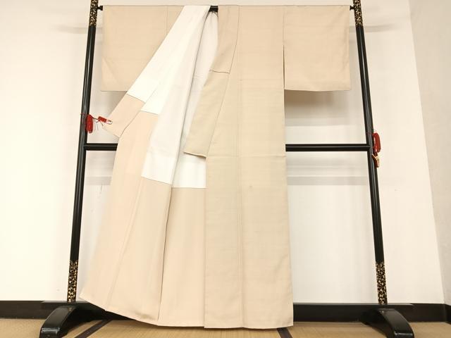 平和屋着物○極上 紬 色無地 白茶色 正絹 逸品 AAAT0553zg