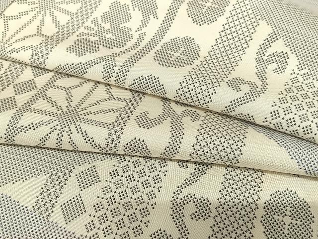 平和屋着物●本場大島紬　白大島　9マルキ　花間道　正絹　逸品　AAAT0561zg