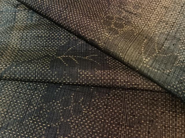 平和屋着物●結城紬　葡萄蔦の葉文　正絹　逸品　AAAT0605zg