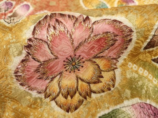 平和屋着物○豪華振袖・長襦袢(無双)セット 辻が花 総絞り 刺繍 舞花文 金