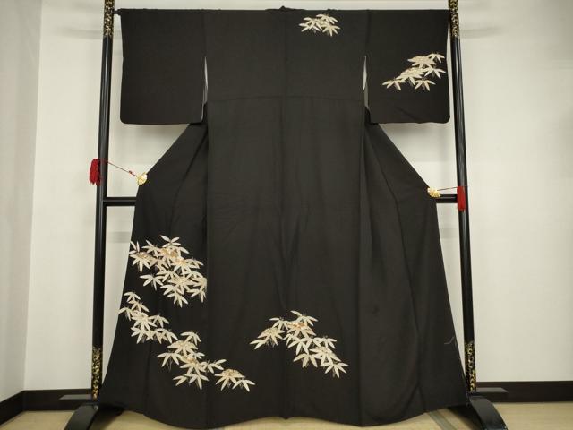 平和屋着物●訪問着　駒刺繍　笹竹文　雪芝　黒地　金彩　正絹　逸品　AAAT5105ck