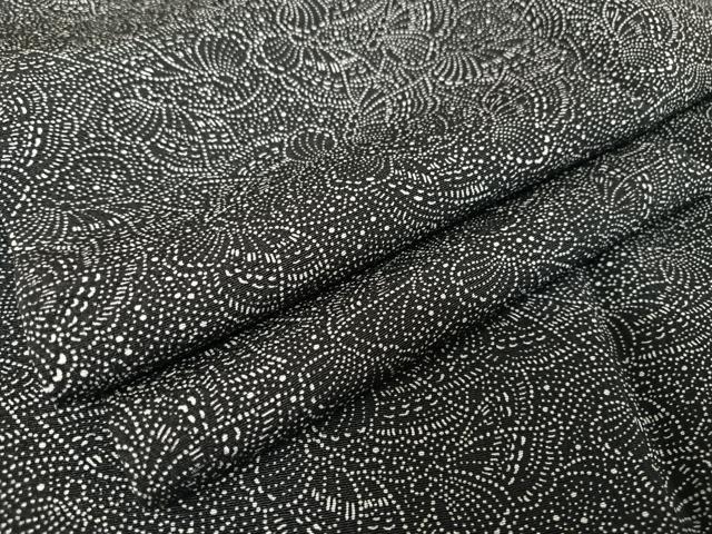 平和屋着物●江戸小紋　舞蝶文　黒地　やまと誂製　正絹　逸品　AAAU0349np