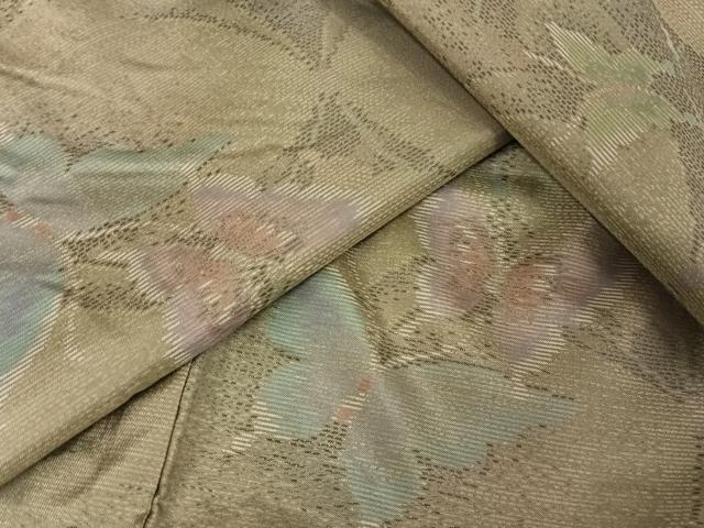 平和屋着物●本場大島紬　舞蝶文　正絹　逸品　AAAU0357np