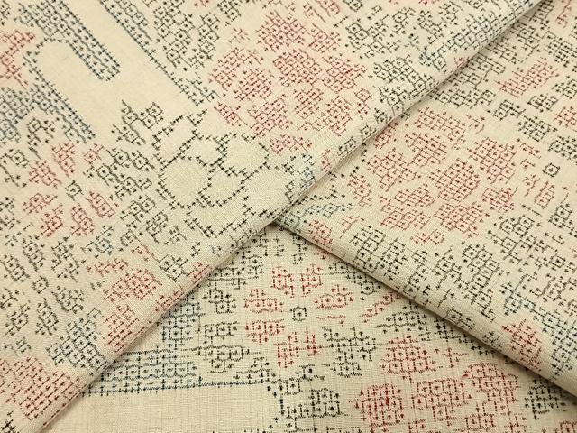 平和屋着物▽本場結城紬　重要無形文化財　単衣　100亀甲　草花文　正絹　逸品　AAAU8000fy