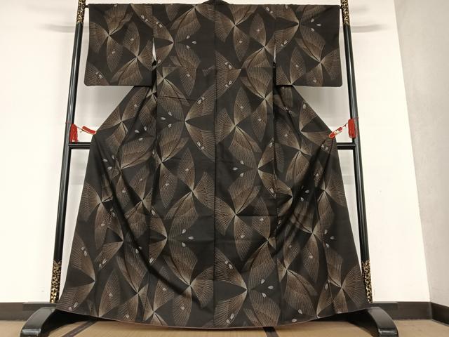 平和屋着物○本場大島紬 9マルキ 泥染め 地空き 菱吉祥文 正絹