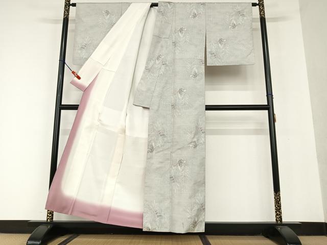 平和屋着物○本場大島紬 白大島 9マルキ 草花文 正絹 逸品 DAAV1519tw